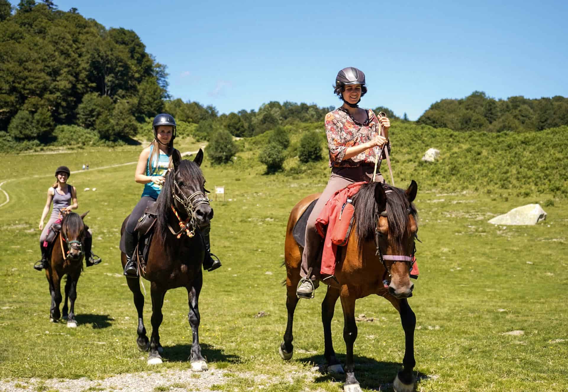 Chevauchée pyrénéenne - Nos Jolies Colos